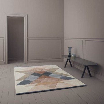 Tapis Design Freya Rose poudré par Linie Design